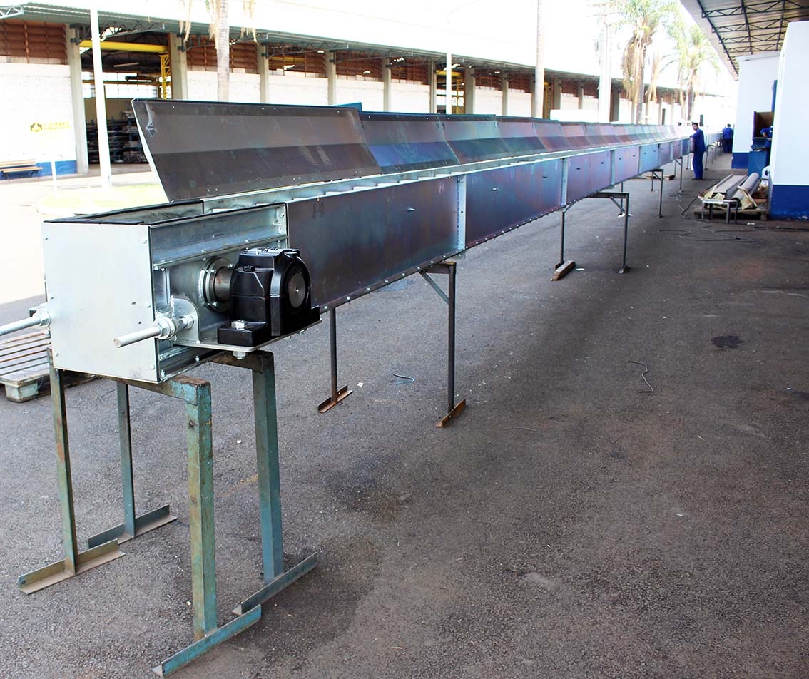 Ferraz fabrica Redler de 70 metros para a COMIGO - Ferraz Máquinas